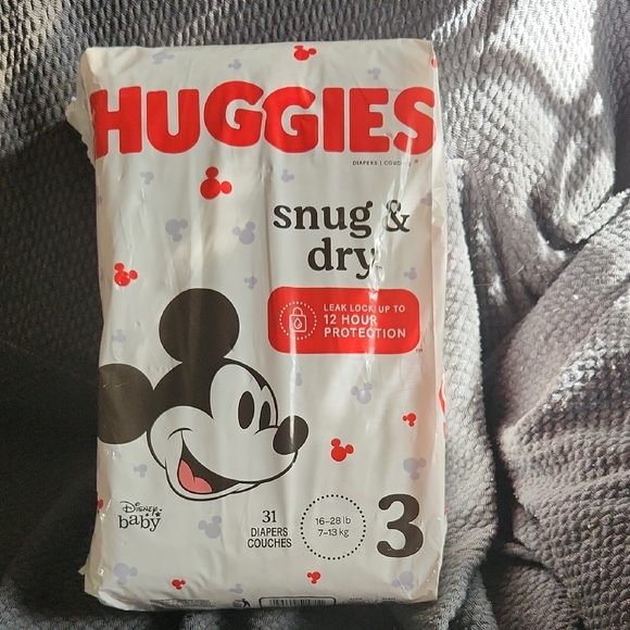 Huggies | Accessories | Huggies Snug Dry Diapers Size 3 Red And White ...